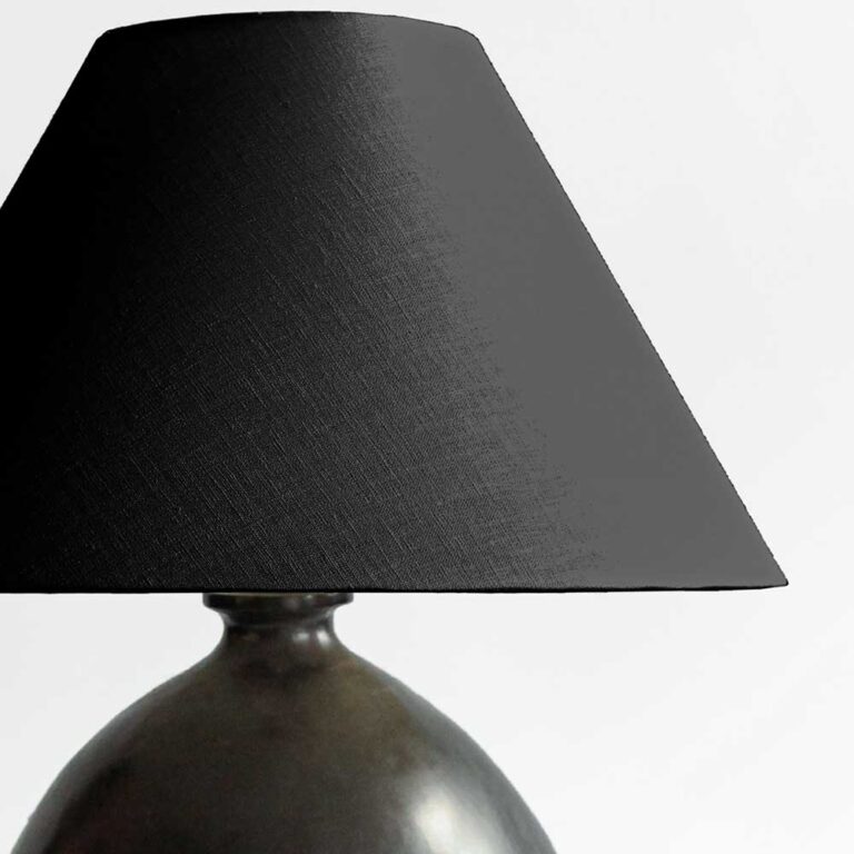 Barro Bruñido Collection Barro Negro Lamp with Ball Pull - l'aviva home